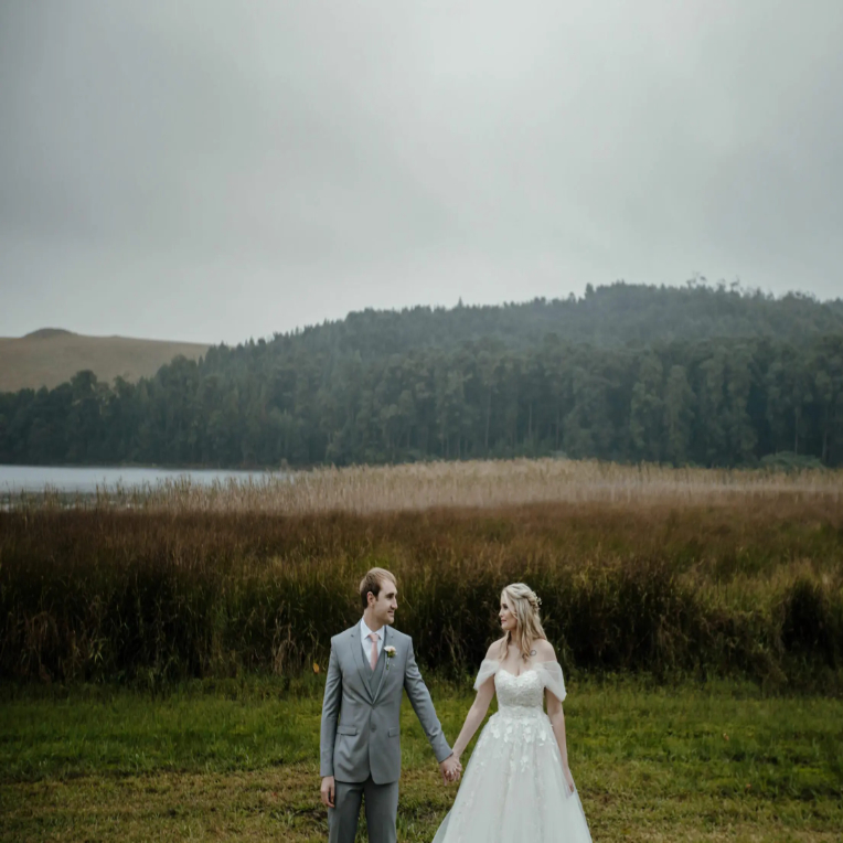 Weddings – Hebron Haven Hotel & Restaurant